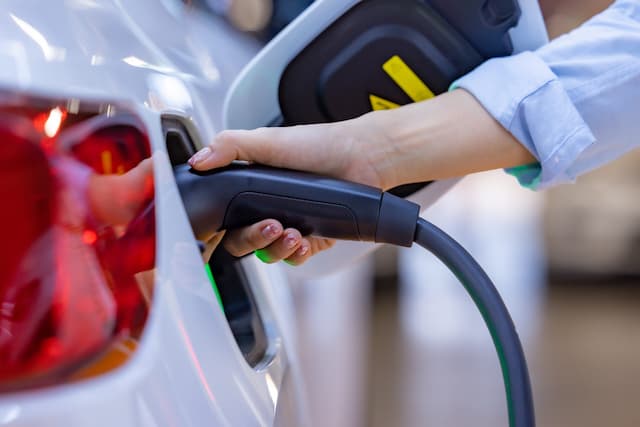 Custom Fastening Products & Components | ITW Automotive