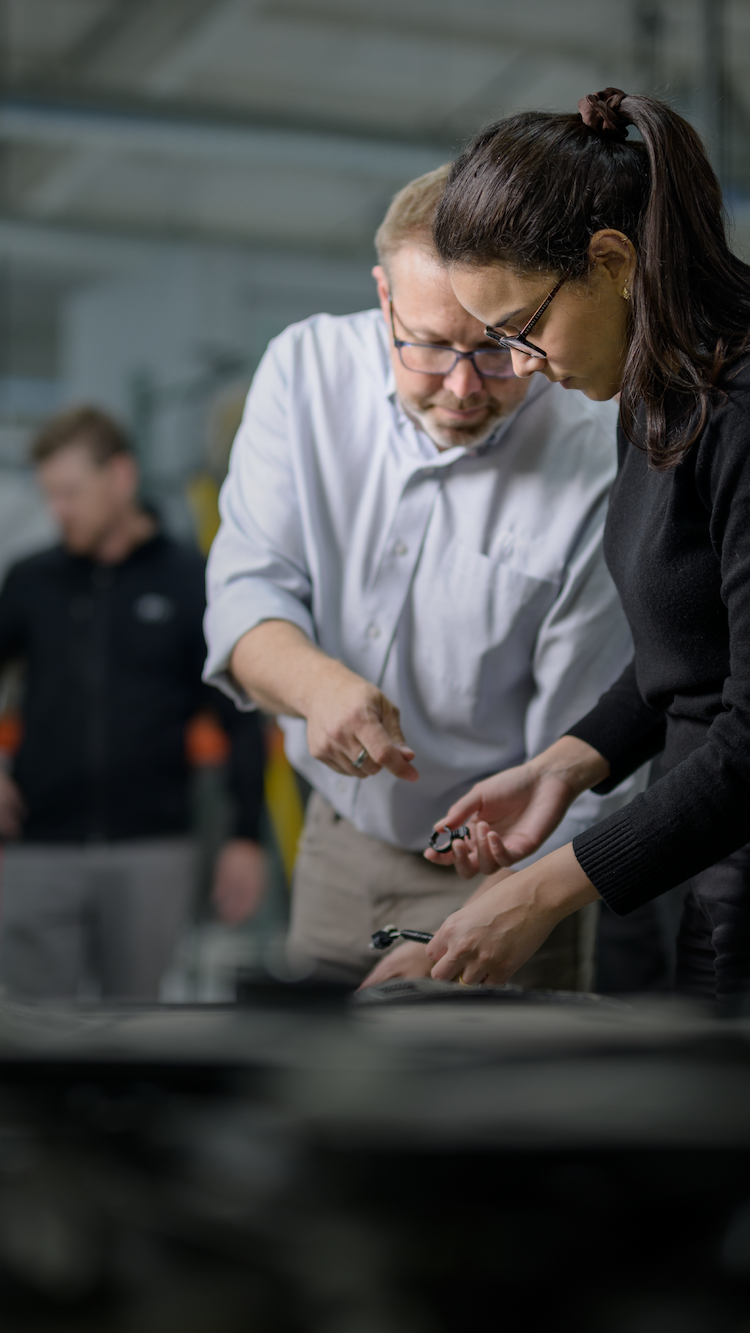 Engineered Fastening Solutions & Components | ITW Automotive