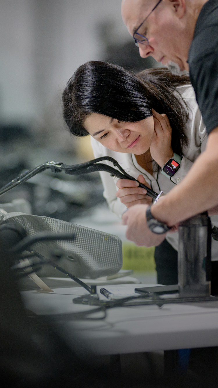 Engineered Fastening Solutions & Components | ITW Automotive